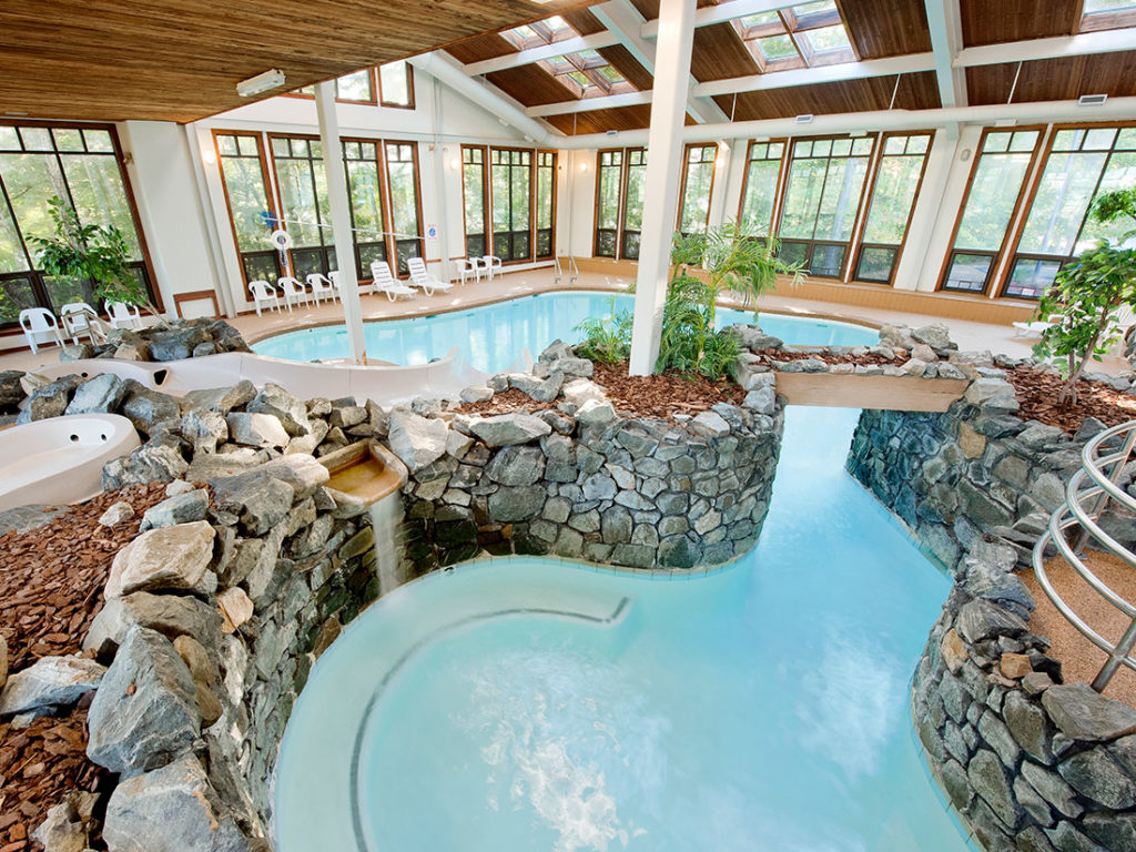 Webcams, Maps & Info on our Lakes Region NH Hotels | Path Resorts